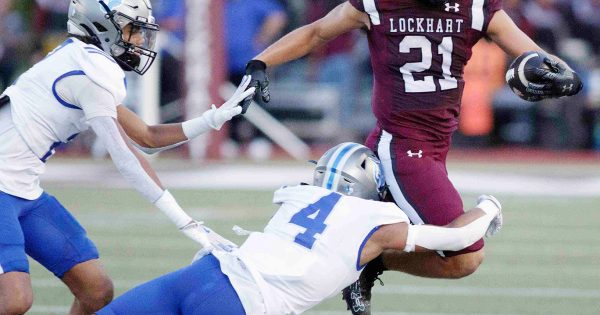 Lions roll in first district outing – Post Register