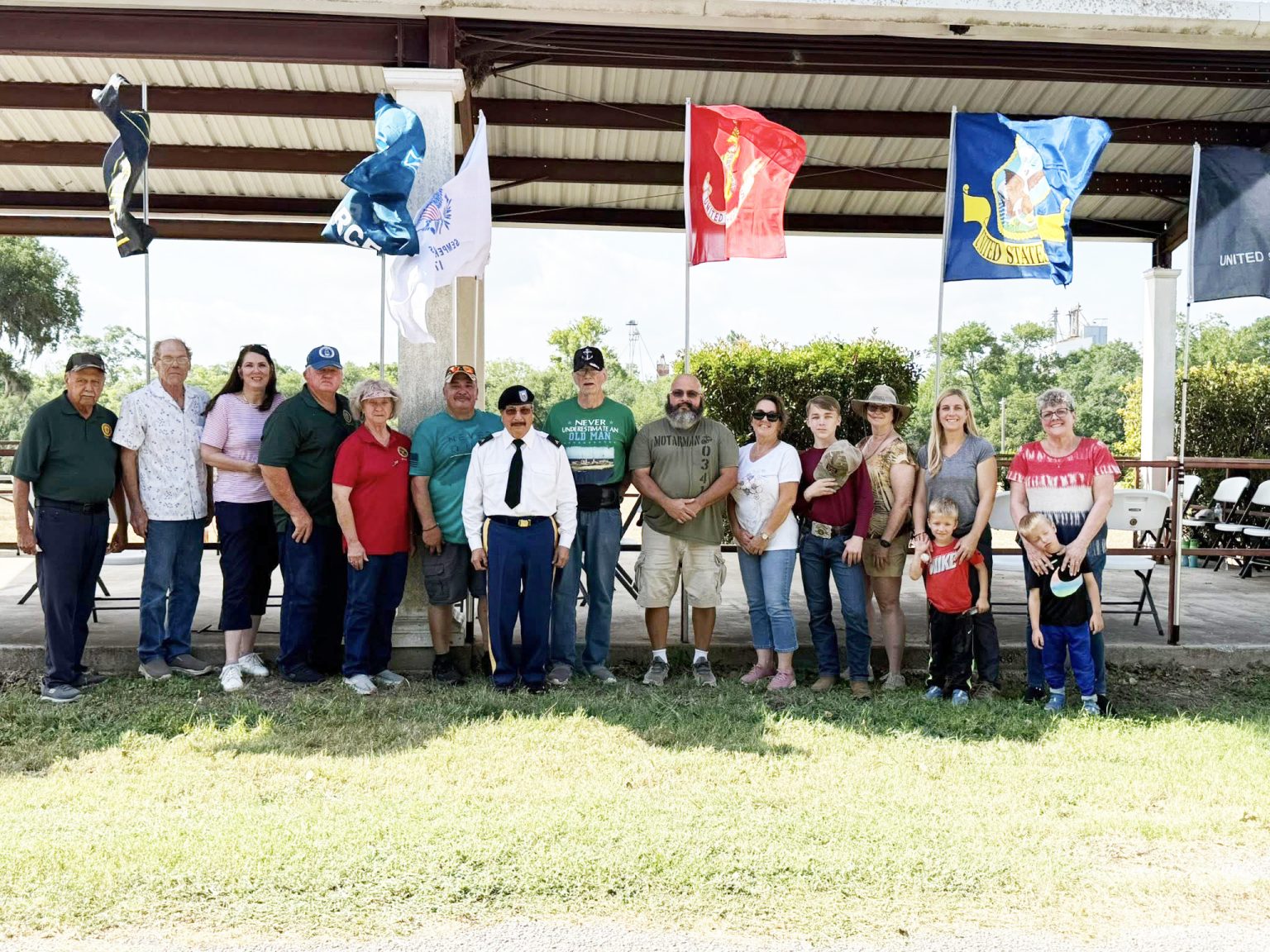American Legion Post 41 places flags – Post Register
